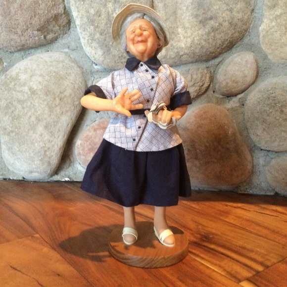 Nanas Family | Accents | Vintage Nanas Family Miss Bea Doll By Richard ...